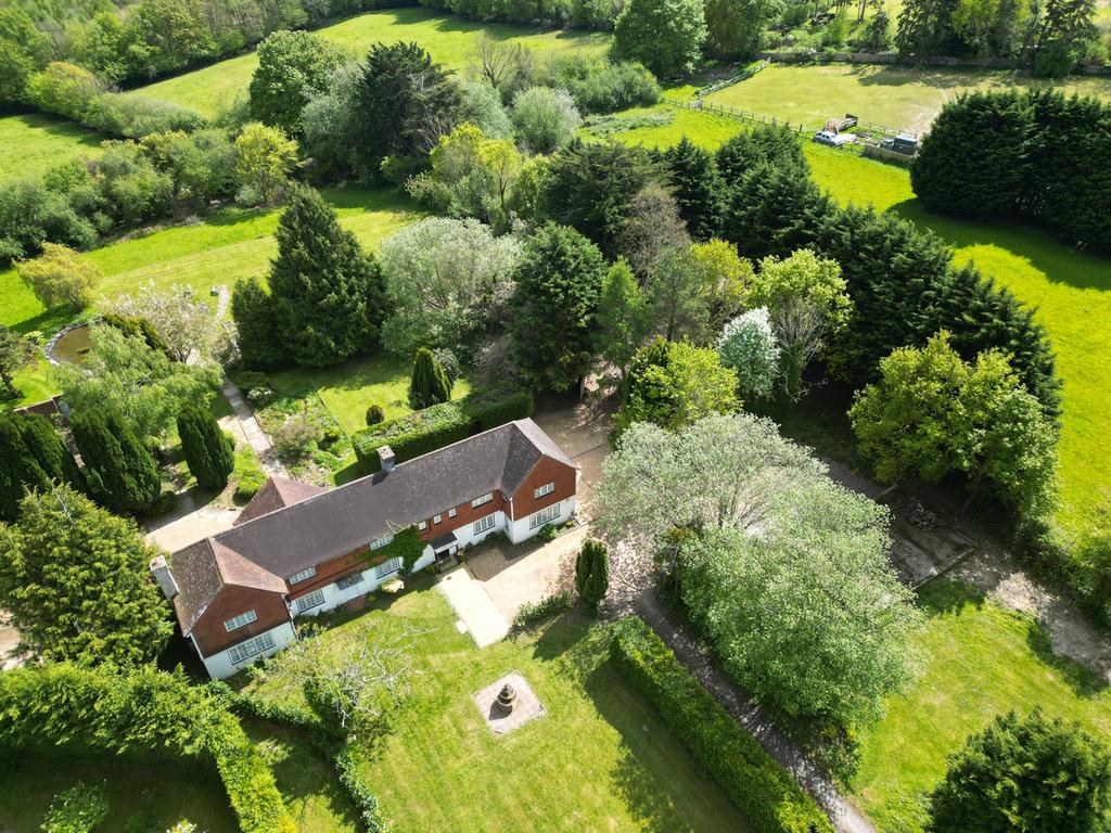 Whatlington Road, Battle, TN33 7 bed country house for sale - £1,400,000