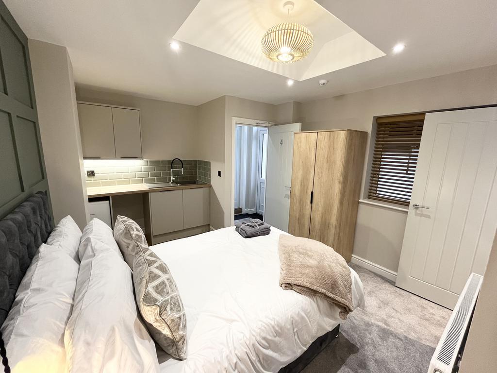 High Street, PETERBOROUGH PE2 Studio - £750 pcm (£173 pw)