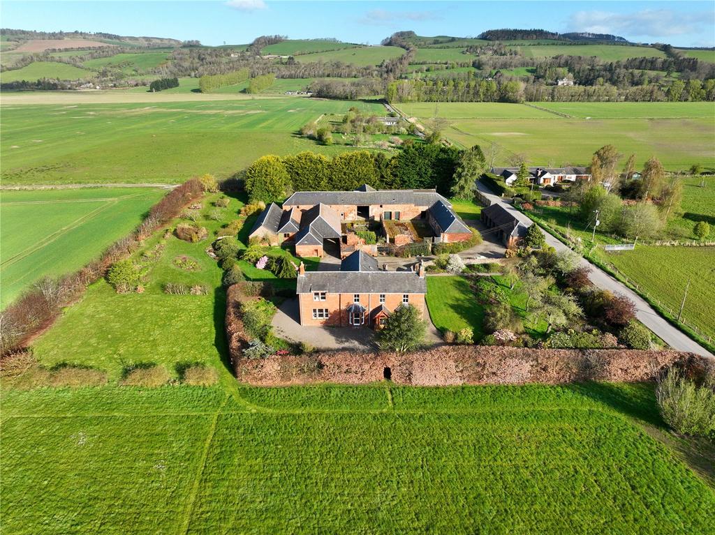 New Mains Farmhouse, Inchture, Perth 4 bed detached house - £725,000
