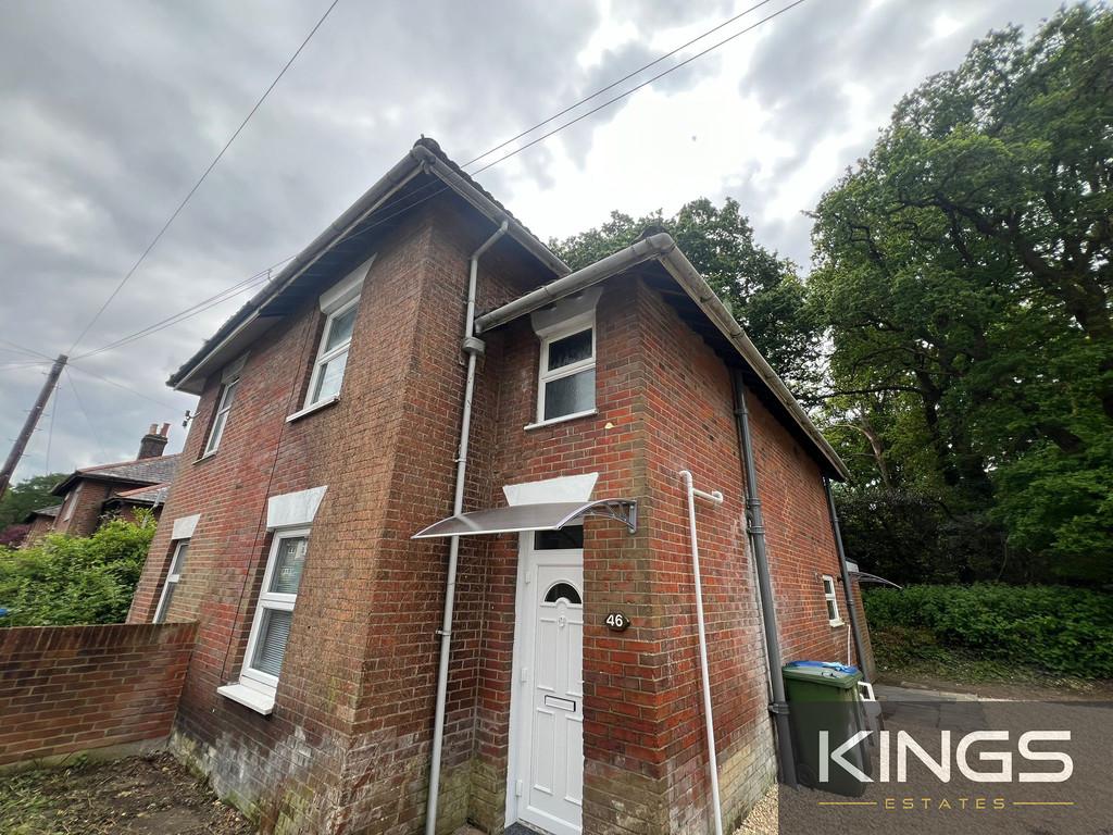 Burgess Road Southampton 3 Bed Semi Detached House £1 700 Pcm £392 Pw