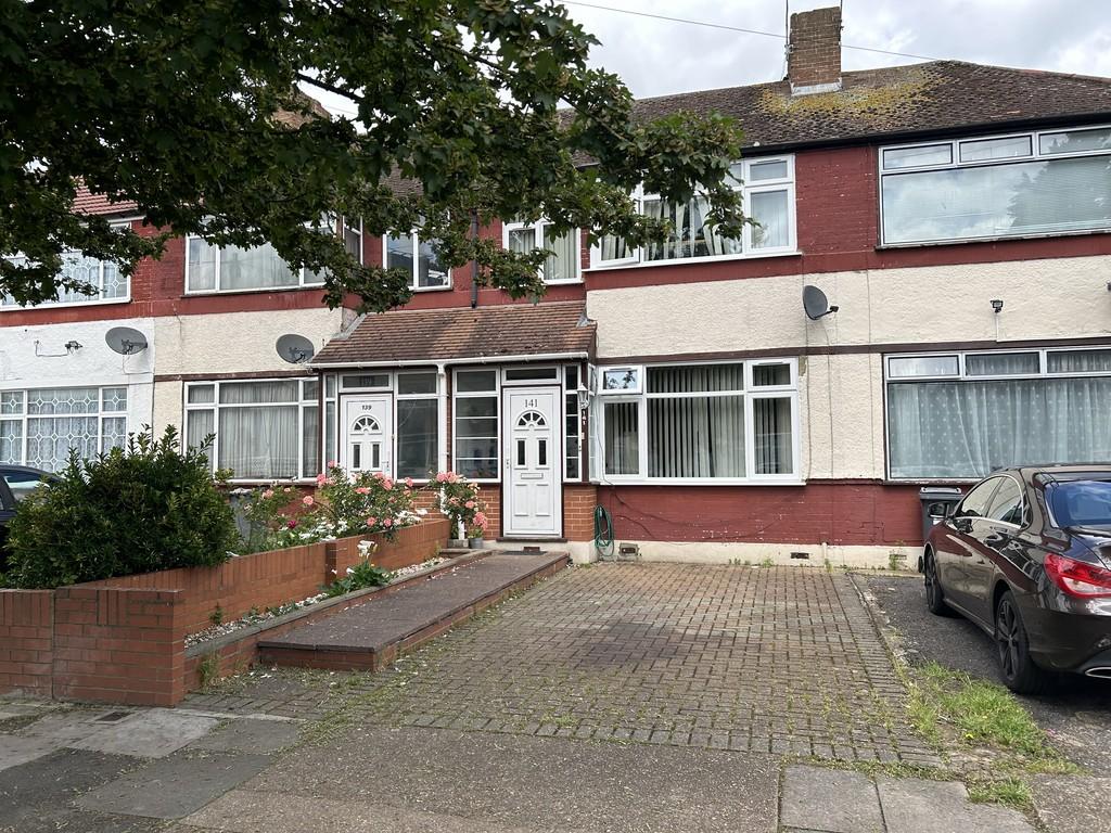 Wentworth Road, Southall UB2 3 bed terraced house - £555,000