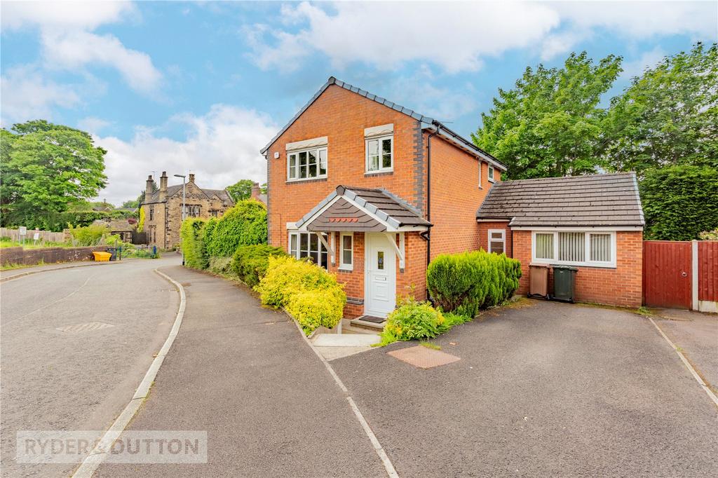 Crompton Avenue, Balderstone... 4 bed detached house - £325,000