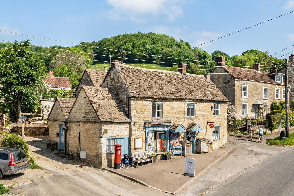 Uley, Dursley GL11 5 bed detached house - £599,950