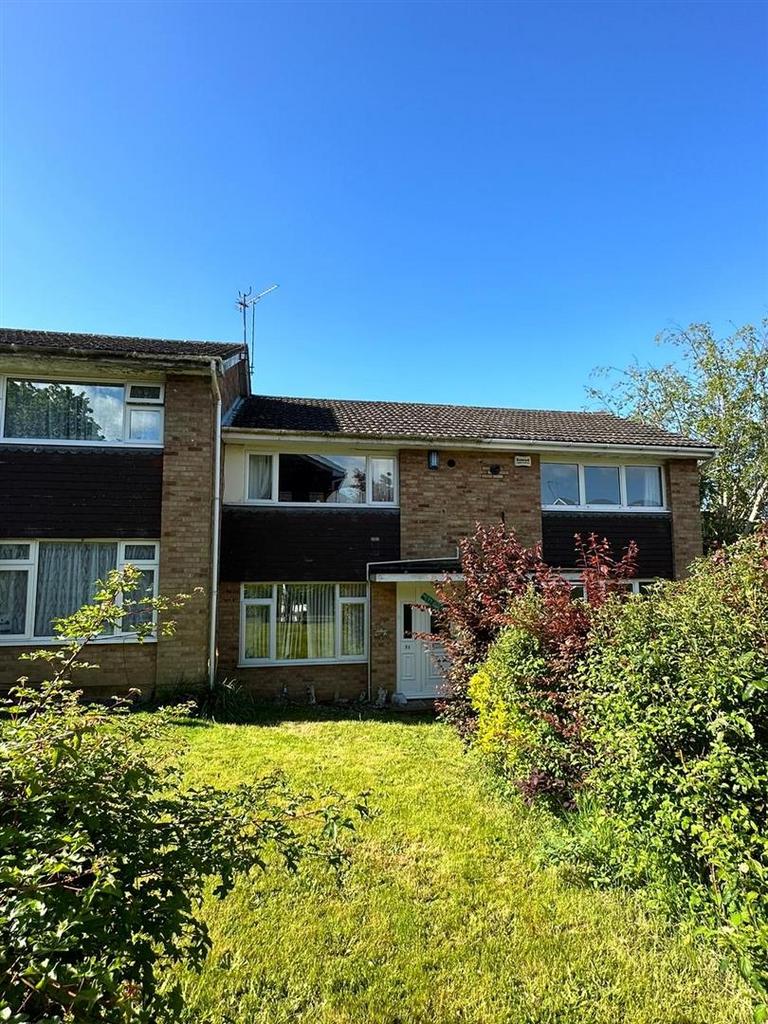Merton Road, Maidstone ME15 2 bed terraced house - £1,200 pcm (£277 pw)