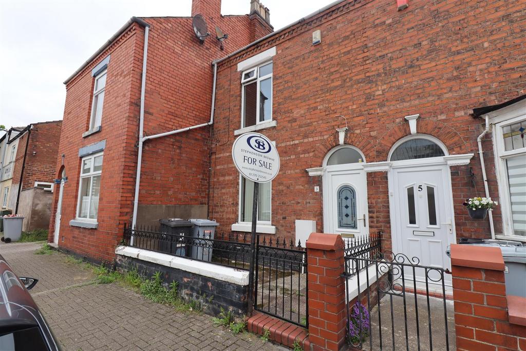 Frances Street, Crewe 2 bed house - £650 pcm (£150 pw)