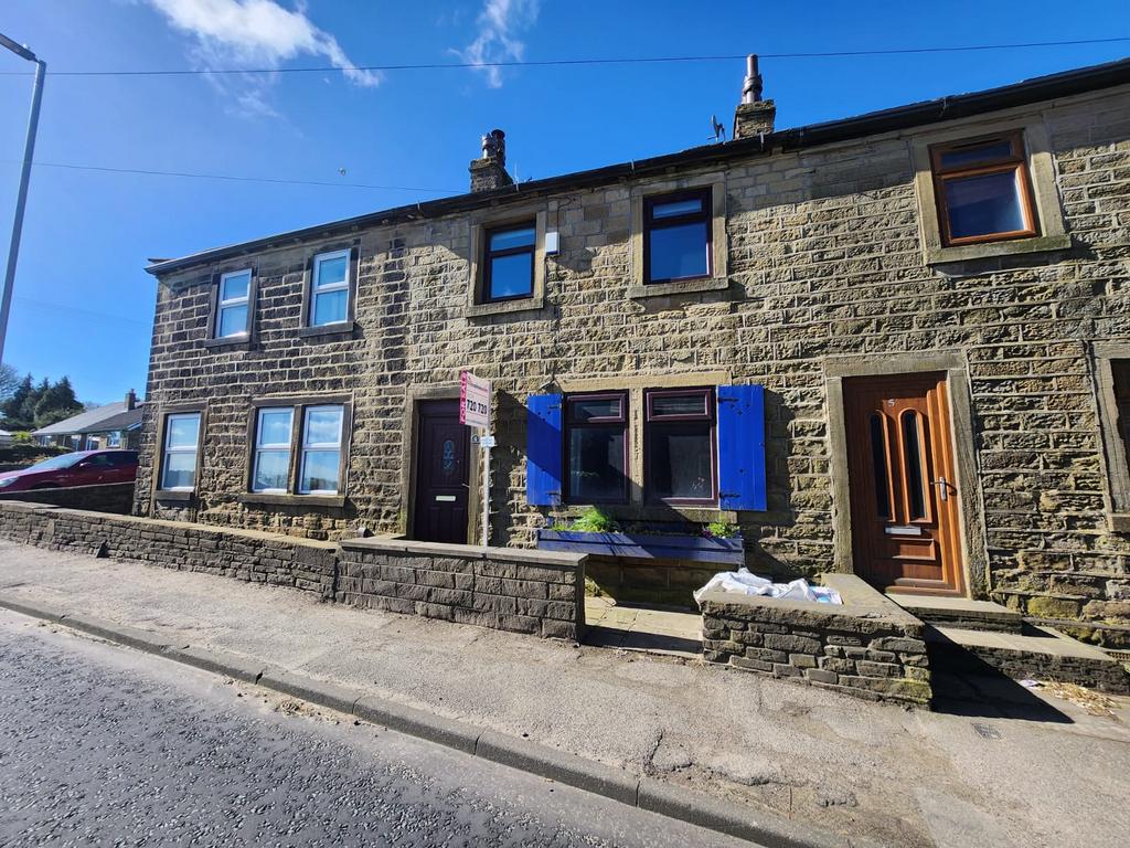 Keighley Road, BD13 4JU 2 bed terraced house for sale - £109,000