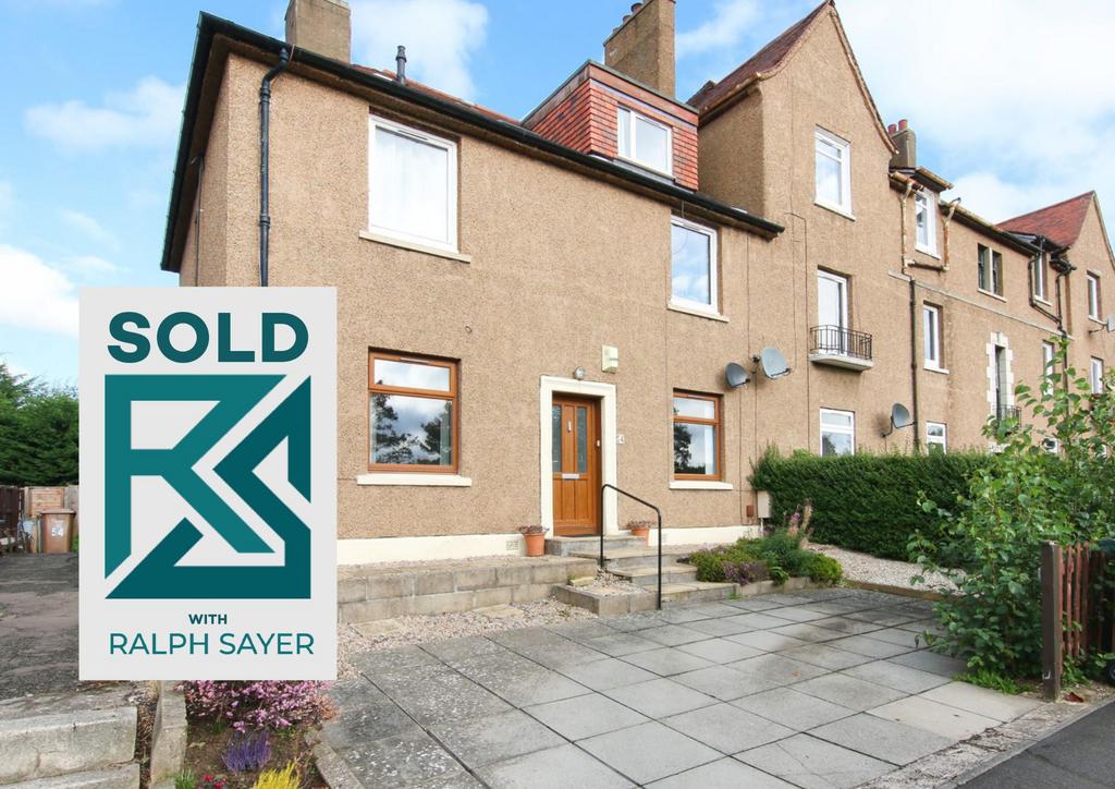 54 Parkhead Drive, Edinburgh, EH11 4SP 2 bed flat - £170,000