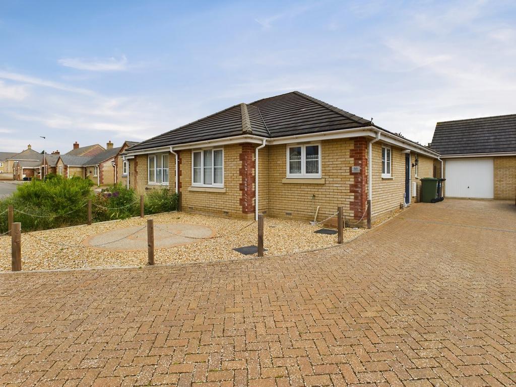 Primrose Avenue, Downham Market PE38 2 bed semi-detached bungalow - £ ...