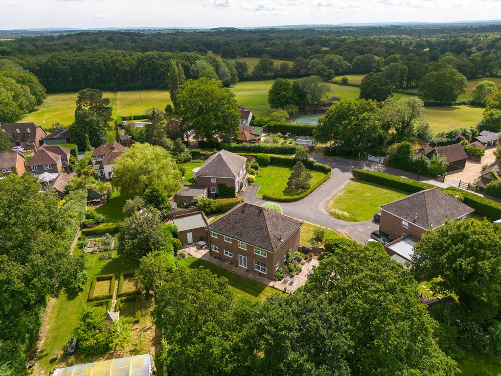 The Paddock Gadbridge Lane... 5 bed detached house for sale - £975,000