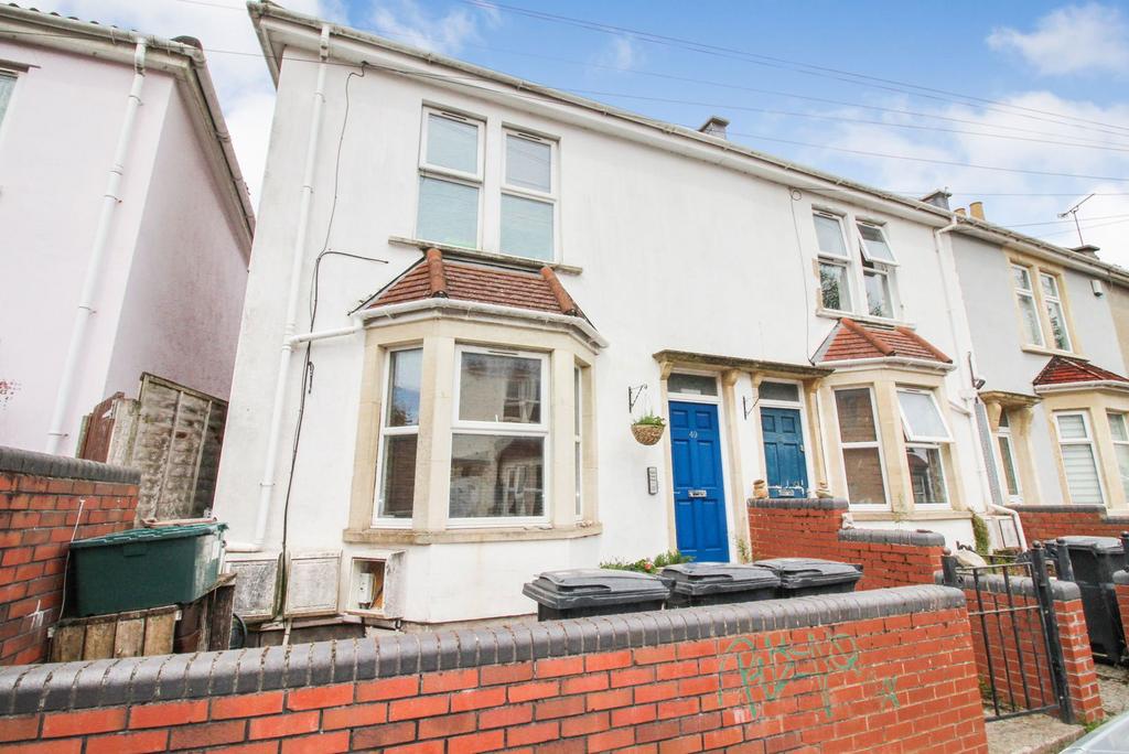 Sevier Street, Bristol BS2 1 bed flat - £190,000