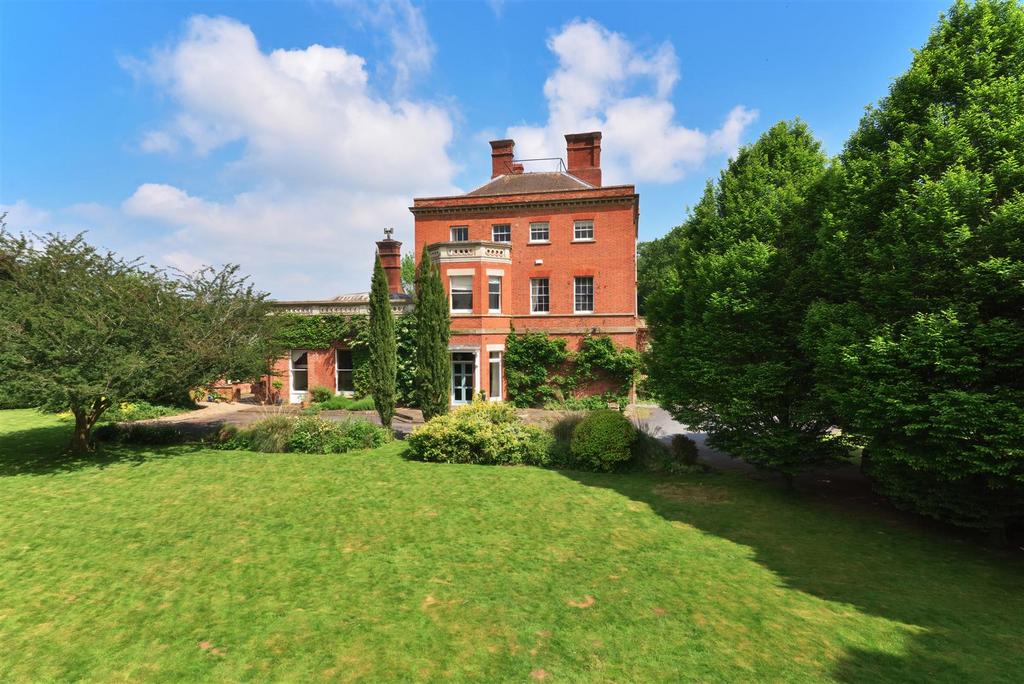 Burghill, Hereford 5 bed house - £895,000
