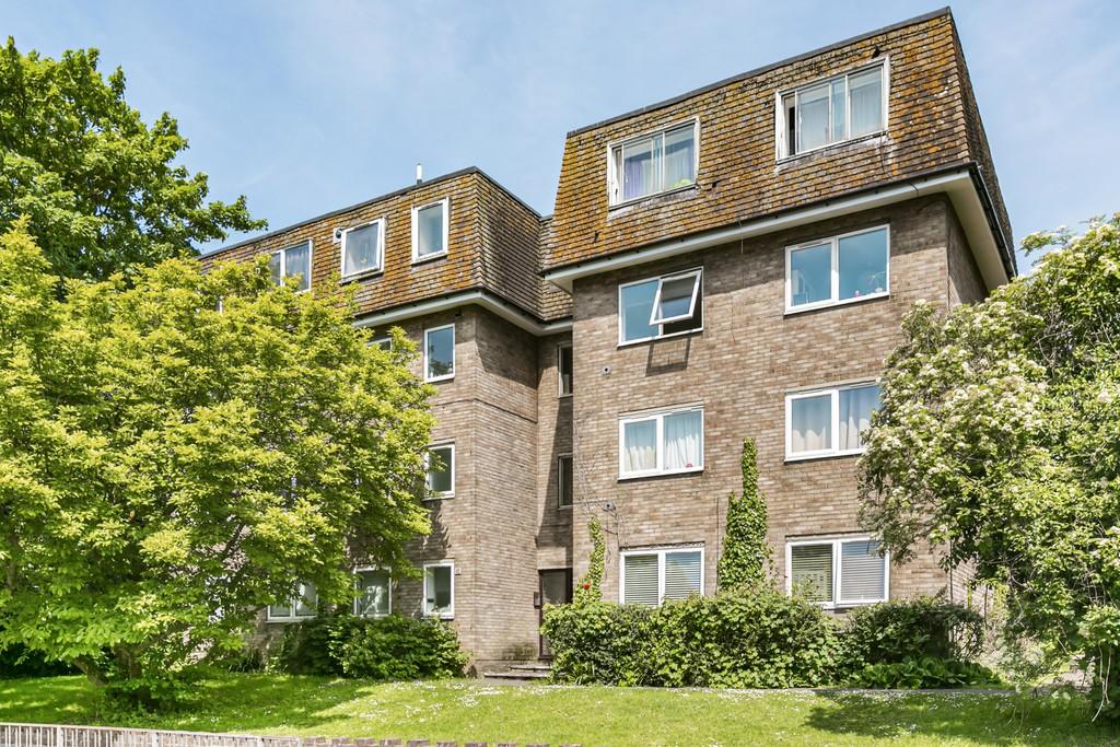 South Park Hill, South Croydon 1 bed apartment - £240,000