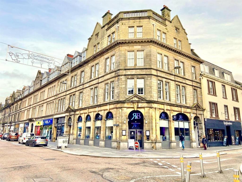 Church Street, Inverness IV1 2 bed flat for sale - £135,000