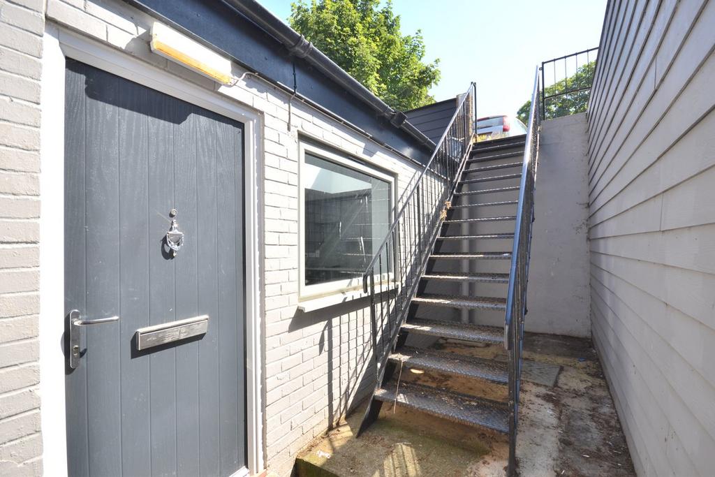 Westgate, Hunstanton PE36 1 bed apartment - £625 pcm (£144 pw)