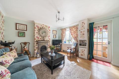 Houses for sale in Shepperton | OnTheMarket
