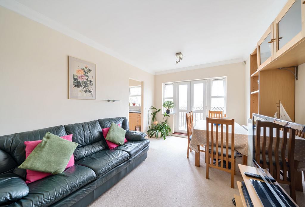 Rose Bates Drive, London NW9 2 bed apartment for sale - £365,000