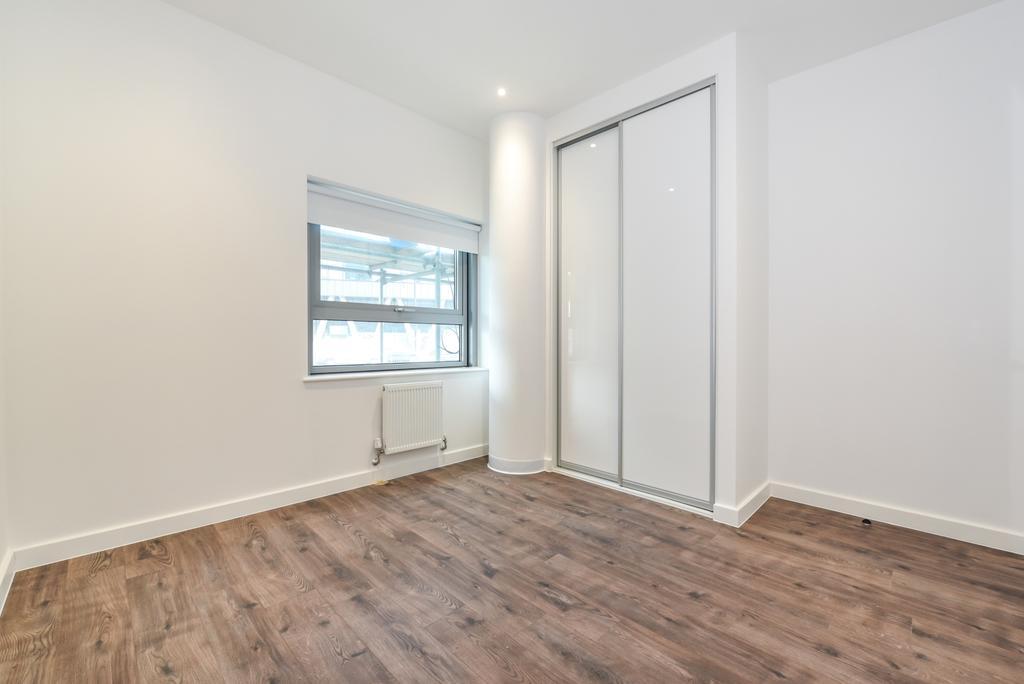 Delta point, Wellesley road, Croydon... 2 bed apartment - £1,700 pcm (£ ...