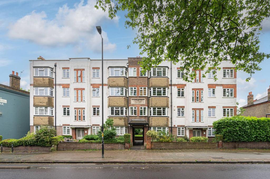 Peckham Rye, Peckham Rye, London, SE15 2 bed flat - £425,000