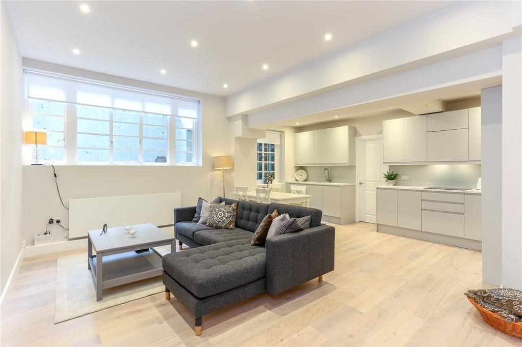 Vicarage Court, Vicarage Gate... 2 bed apartment - £975,000