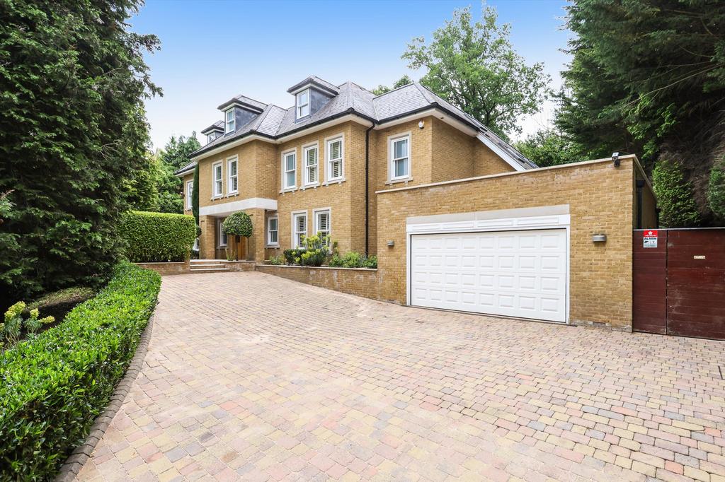 High Drive, Oxshott, Leatherhead... 7 bed detached house to rent - £ ...