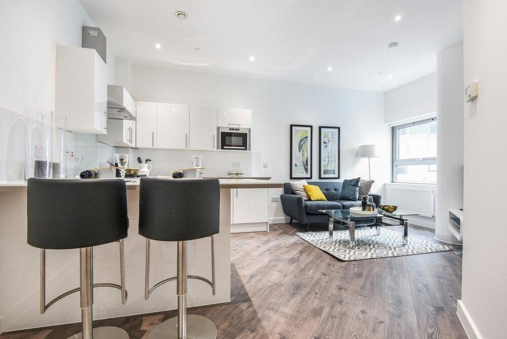 Delta point, Wellesley road, Croydon... 2 bed apartment - £1,700 pcm (£ ...