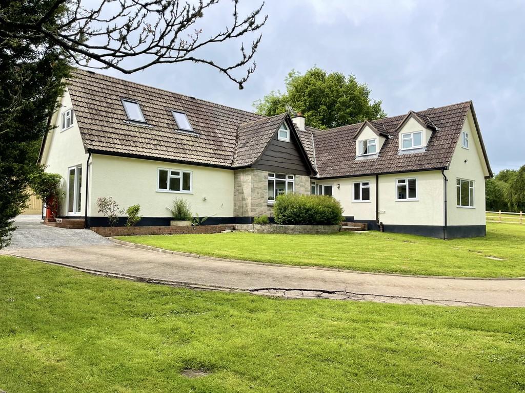 Tedburn Road Whitestone Exeter Devon 4 bed detached house to rent - £ ...