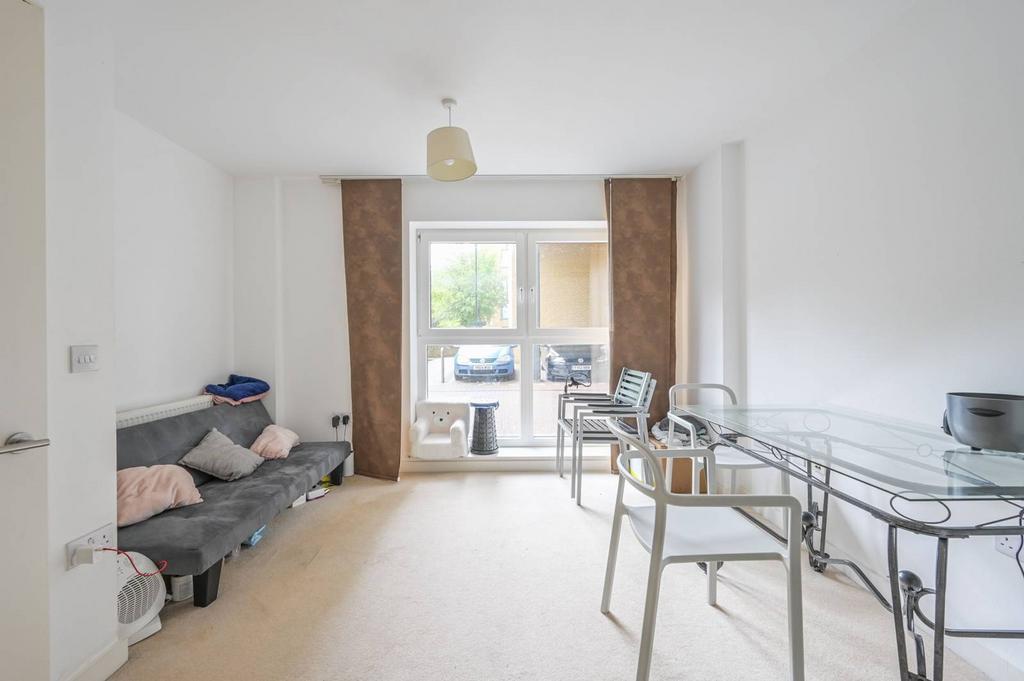 Forge Square, Isle Of Dogs, London, E14 2 bed flat - £1,950 pcm (£450 pw)