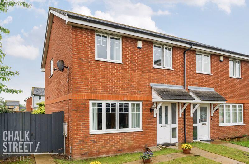 Coltishall Road, Hornchurch, RM12 3 bed semi-detached house - £500,000