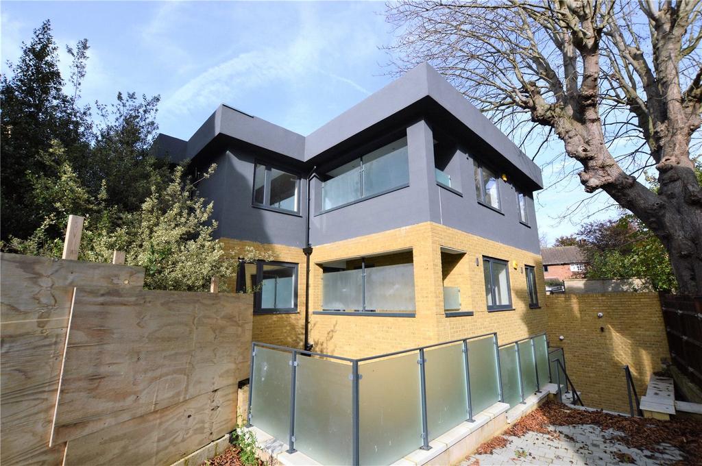 Colby Mews, London, SE19 2 bed apartment - £2,050 pcm (£473 pw)