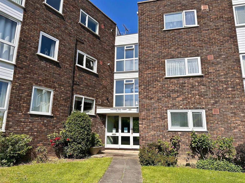 Hadleigh Hall Court, 154 Hadleigh... 2 bed flat - £1,300 pcm (£300 pw)