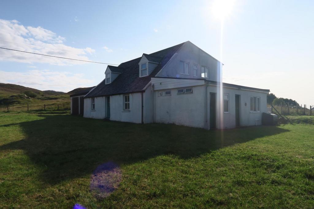 Drumfearn, Sleat, Isle of Skye IV43 8QZ 6 bed detached house - £200,000