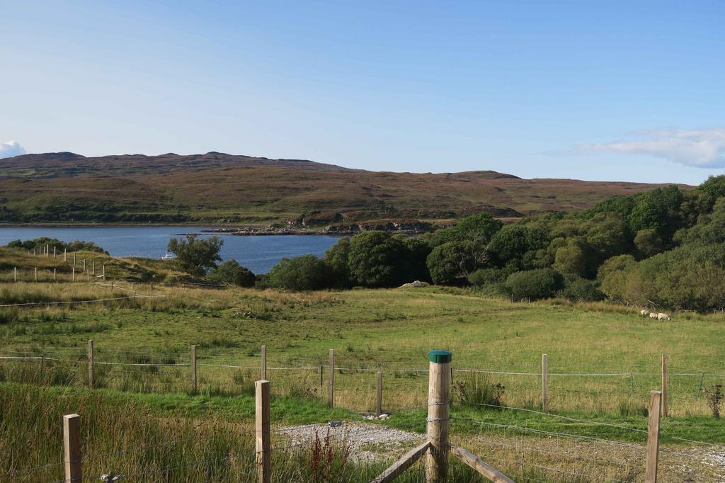 Drumfearn, Sleat, Isle of Skye IV43 8QZ 6 bed detached house - £200,000