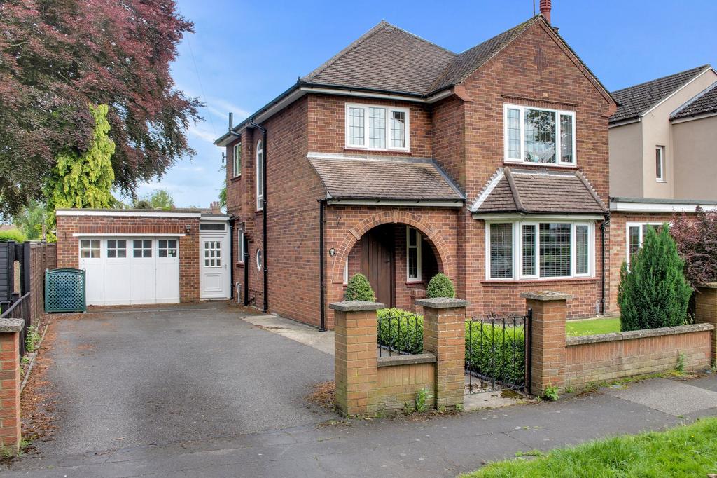 Mount Drive, Wisbech, PE13 4 bed detached house - £375,000