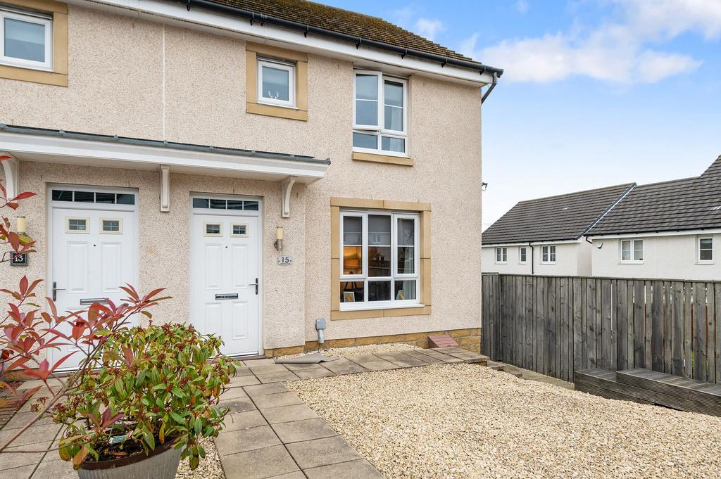Lendrick Drive, Falkirk FK2 3 bed semi-detached house - £200,000