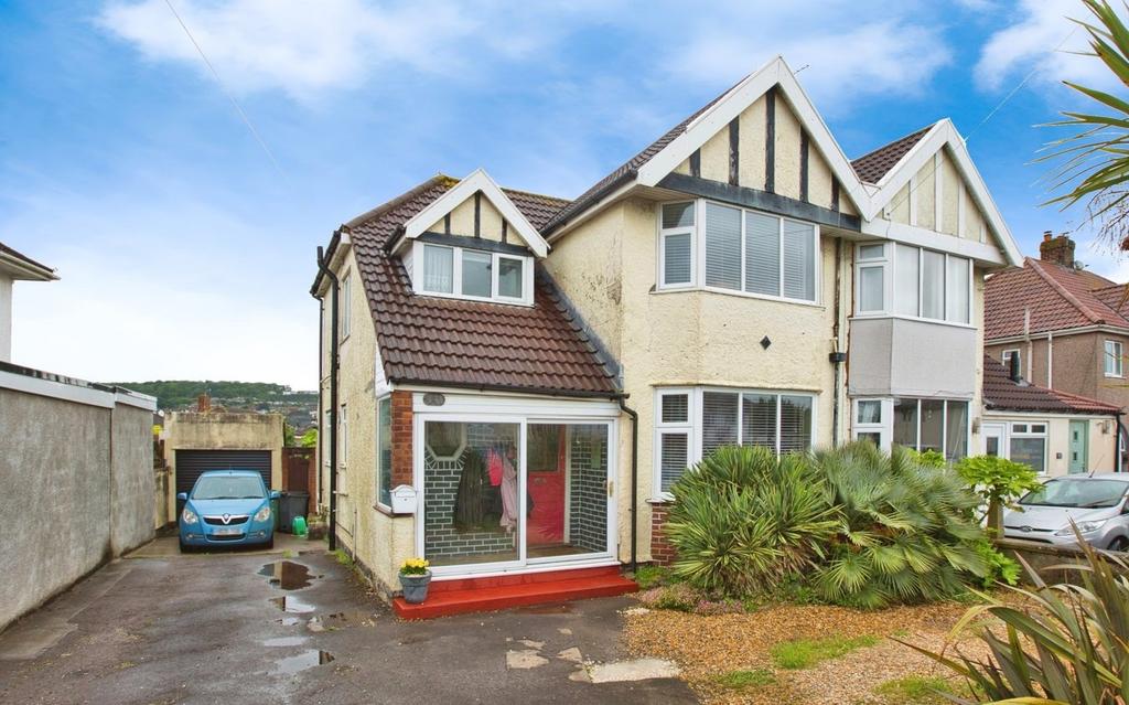 Locking Road, Weston-Super-Mare BS22 3 bed semi-detached house - £295,000