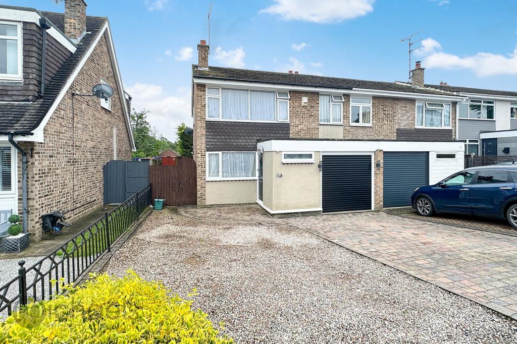Grantham Road, Great Horkesley... 4 bed semi-detached house - £365,000