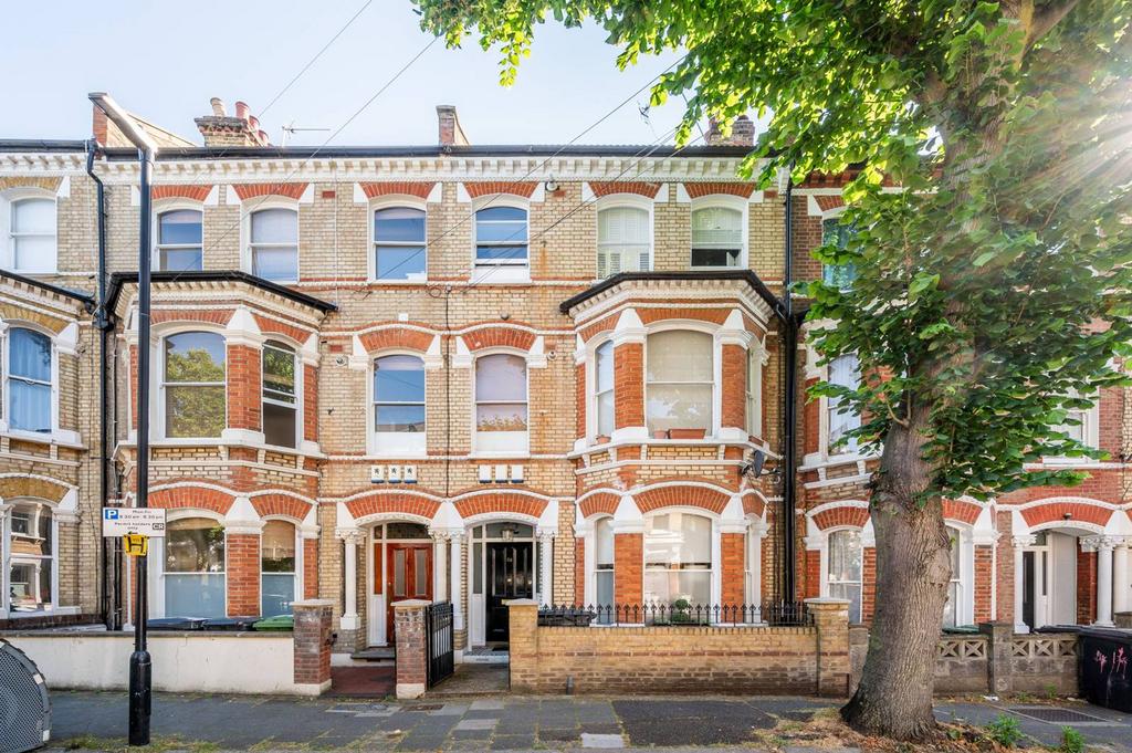 St Luke's Avenue, Clapham High... 2 bed flat - £700,000