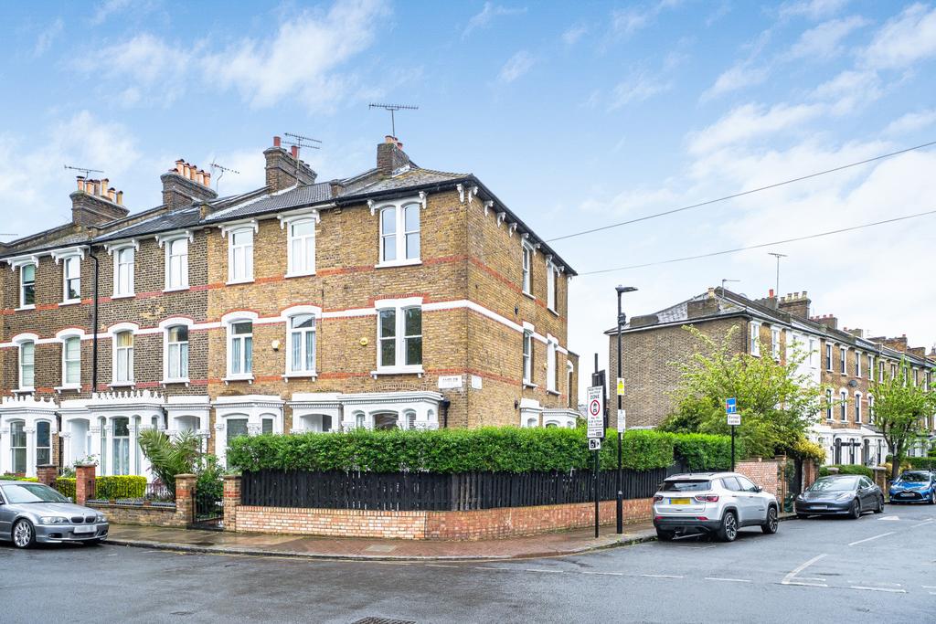 Romilly Road, Finsbury Park... 4 bed end of terrace house for sale - £ ...