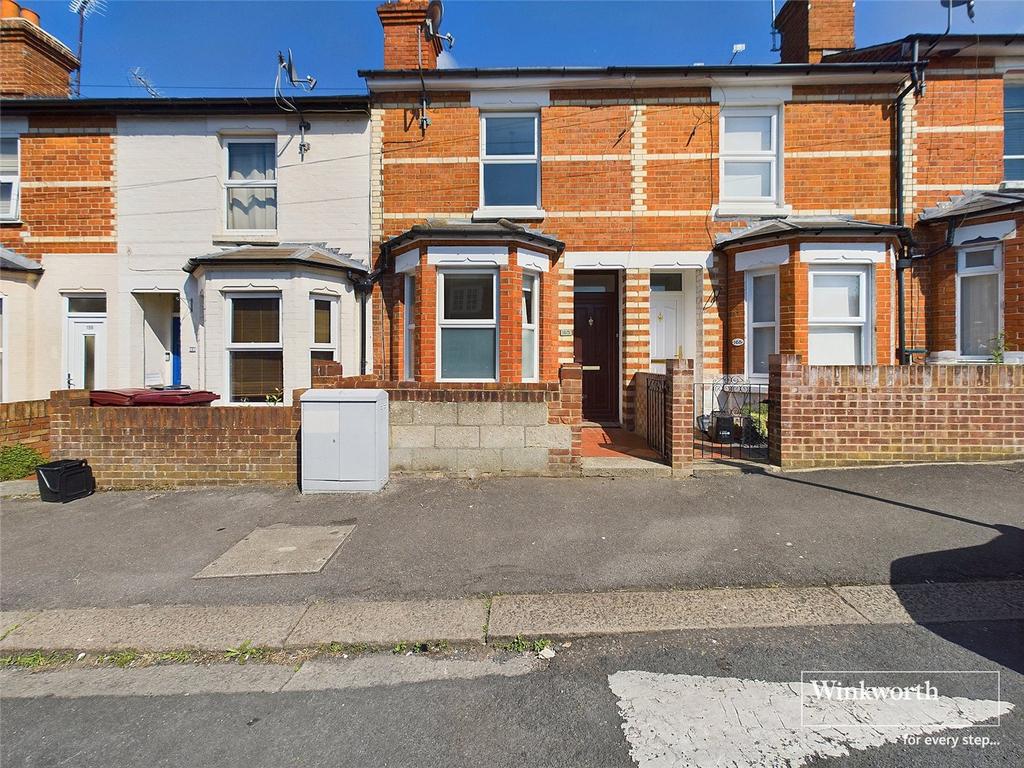 Cranbury Road, Reading, Berkshire, RG30 2 bed terraced house - £280,000