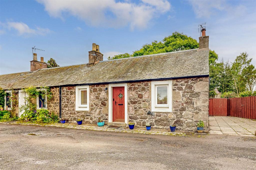 Glencarse, Perth 2 bed cottage - £199,500