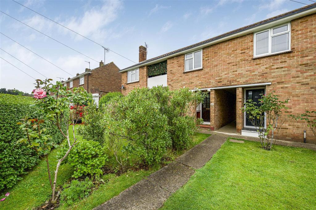 Duncroft, Windsor 2 bed flat - £275,000
