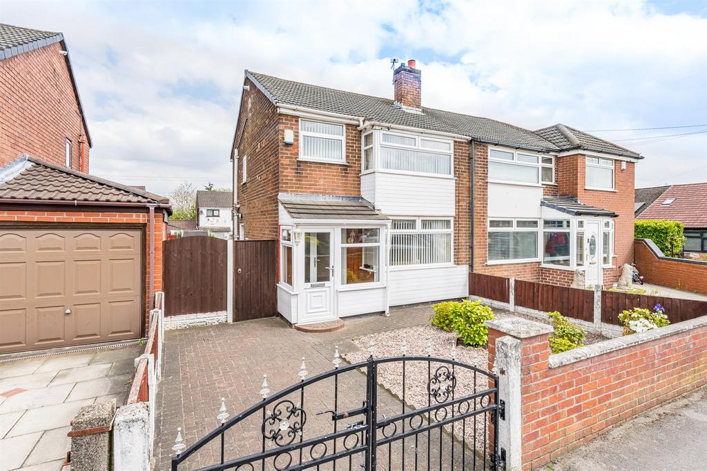 Amanda Road, Prescot, Merseyside 3 bed semi-detached house - £165,000