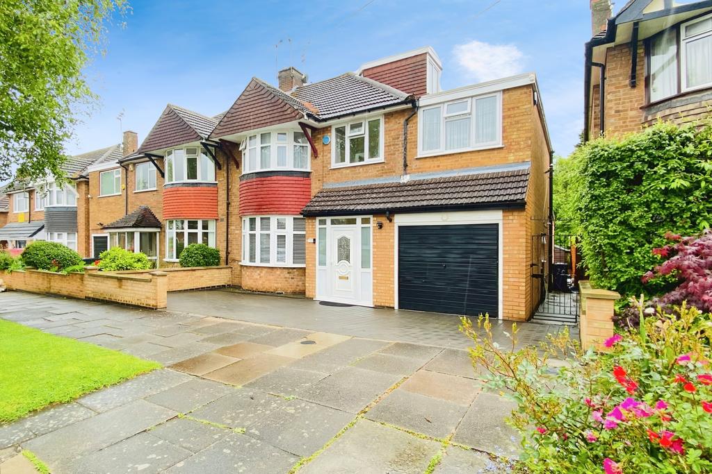 Delaware Road, Evington, Leicester, LE5 4 bed semi-detached house - £ ...