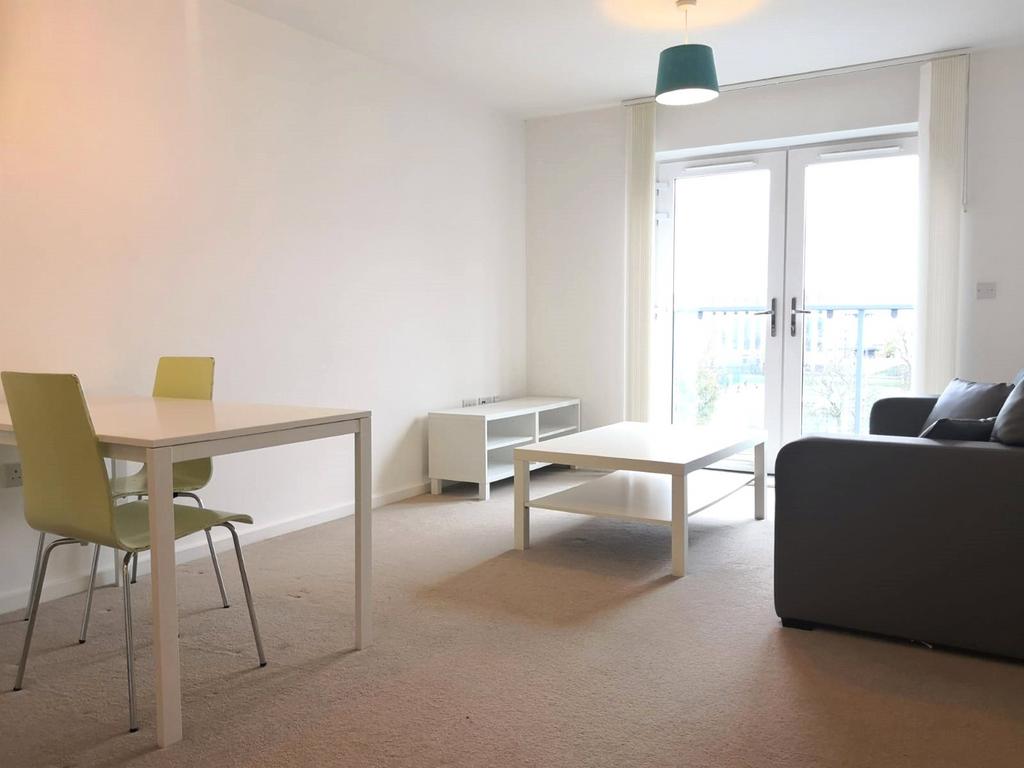 Endeavour House, 1b Elmira Way, M5 2 bed flat - £1,200 pcm (£277 pw)
