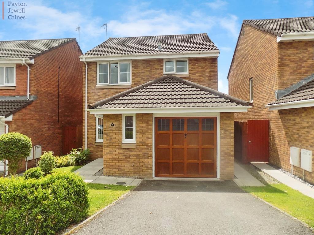 Ysbryd-y-coed, Pen-y-fai, Bridgend.... 3 bed detached house for sale ...