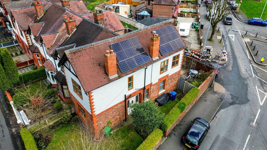 Hallfields Road Warrington Wa2 3 Bed End Of Terrace House For Sale
