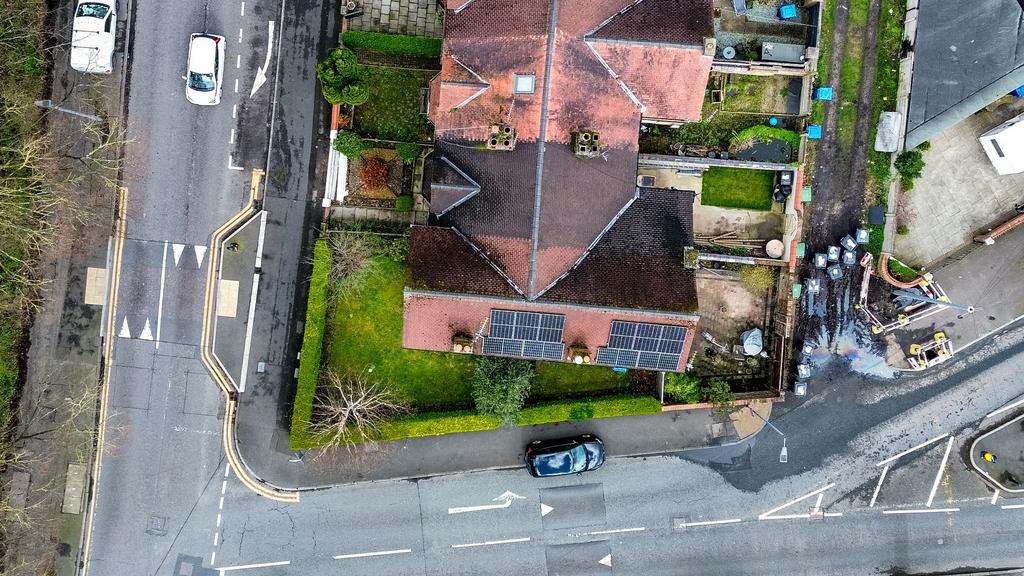 Hallfields Road Warrington Wa2 3 Bed End Of Terrace House For Sale