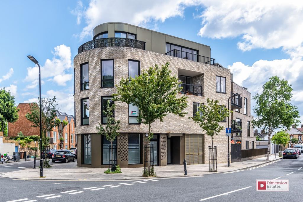 Millfields Road, Lower Clapton... 2 bed apartment - £2,400 pcm (£554 pw)