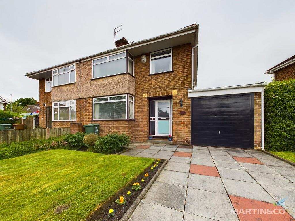 Holly Avenue, Wirral CH63 3 bed semi-detached house - £255,000
