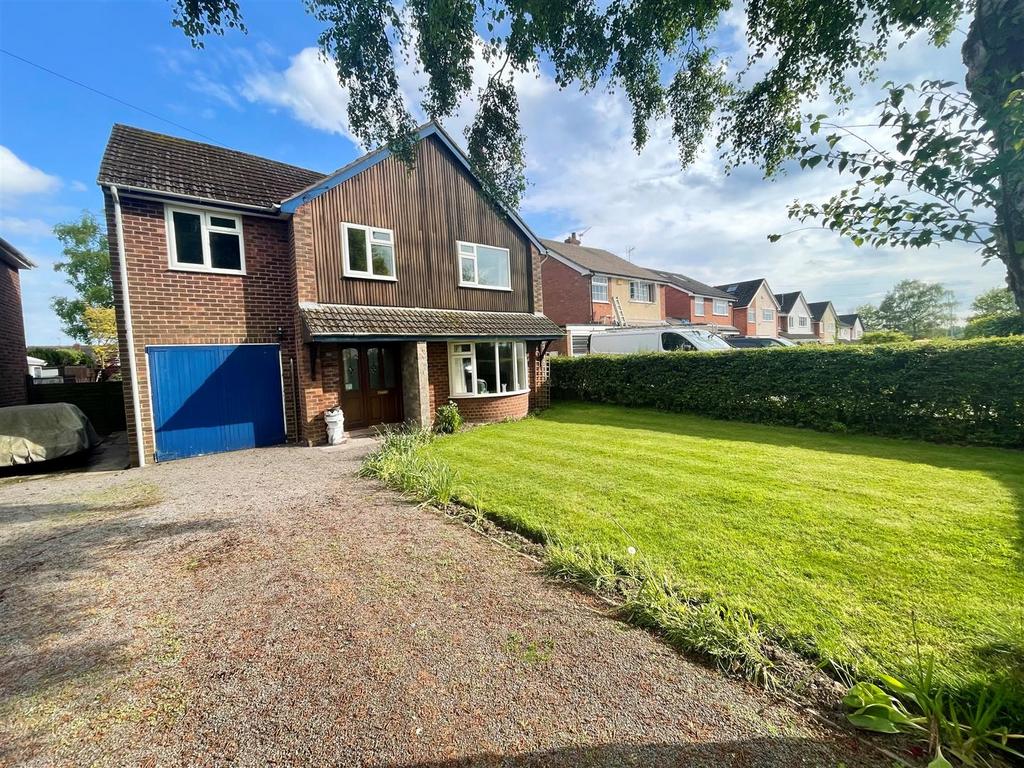 Newtons Lane, Winterley, Sandbach 4 bed detached house - £330,000